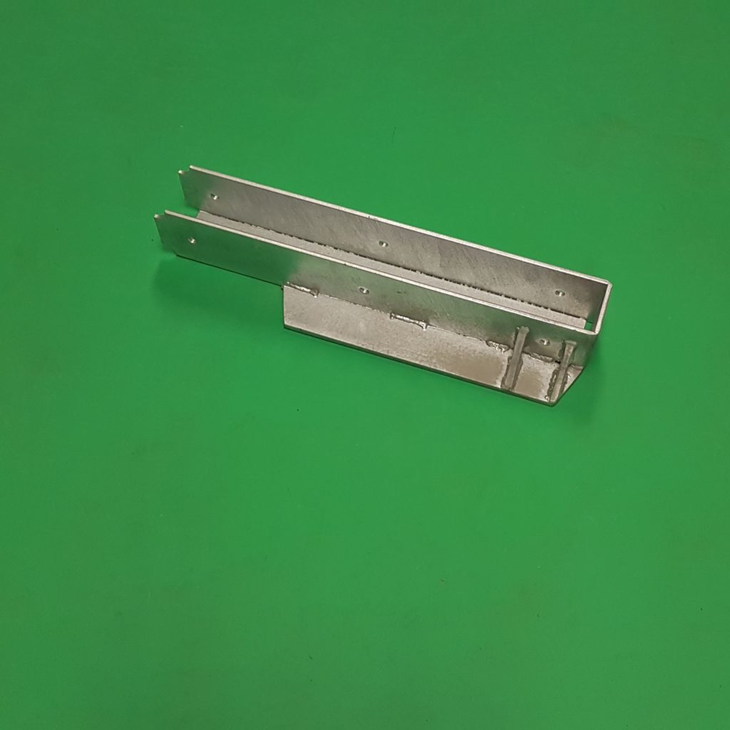 Offset Right Hand Gate Shoe – Gates and Accessories