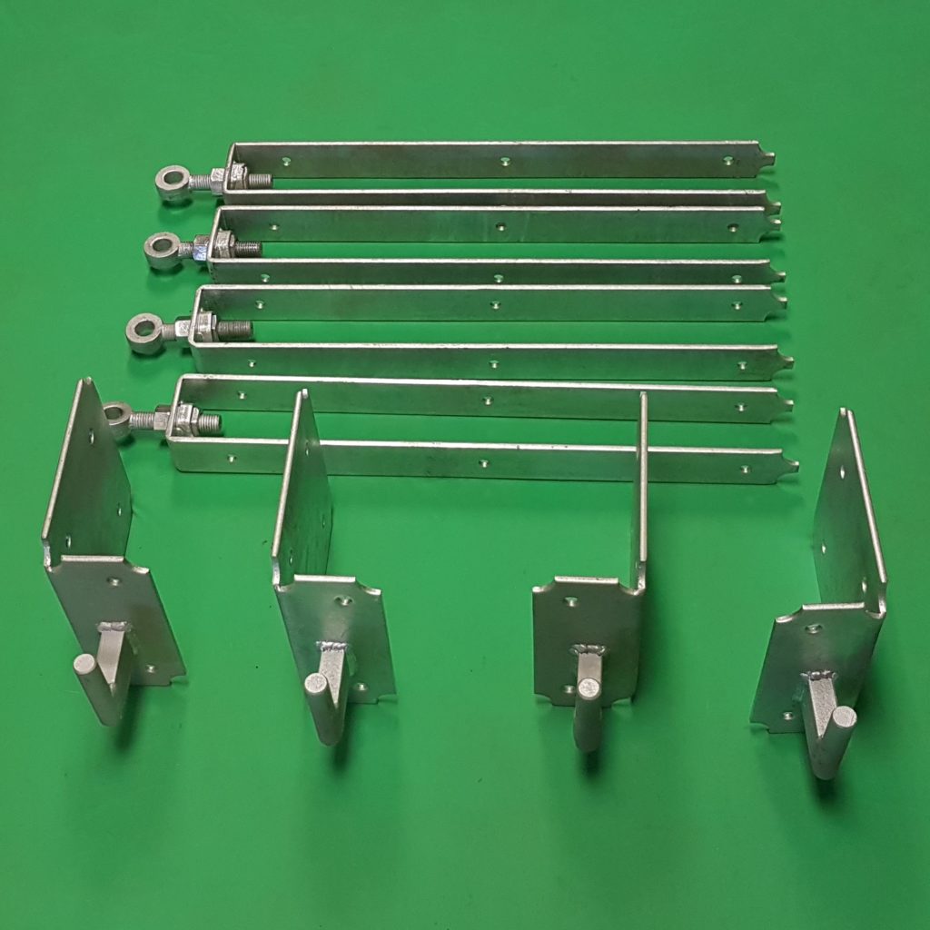 Set of 4 In-Line Hinges With 2 RH & 2 LH Corner Plate Hinges Galvanised ...